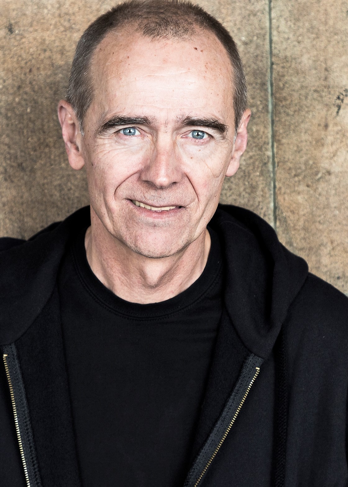 UNSERE SCHAUSPIELER*INNEN - AGENTUR ROSS